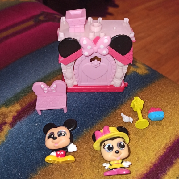 Disney | Toys | Disney Doorables Mini Playset Minnie Mouses Garden ...